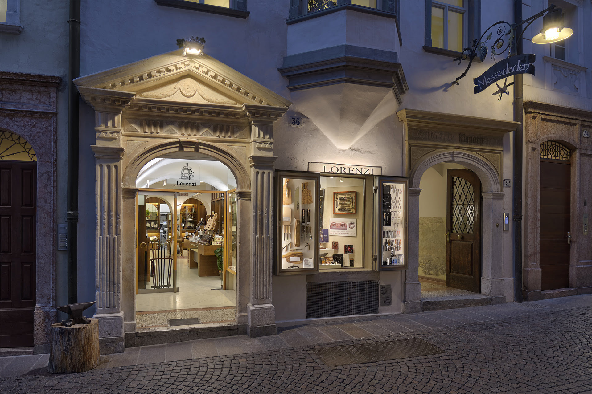 Coltelleria Lorenzi: Arrotino e coltellinaio a Bolzano